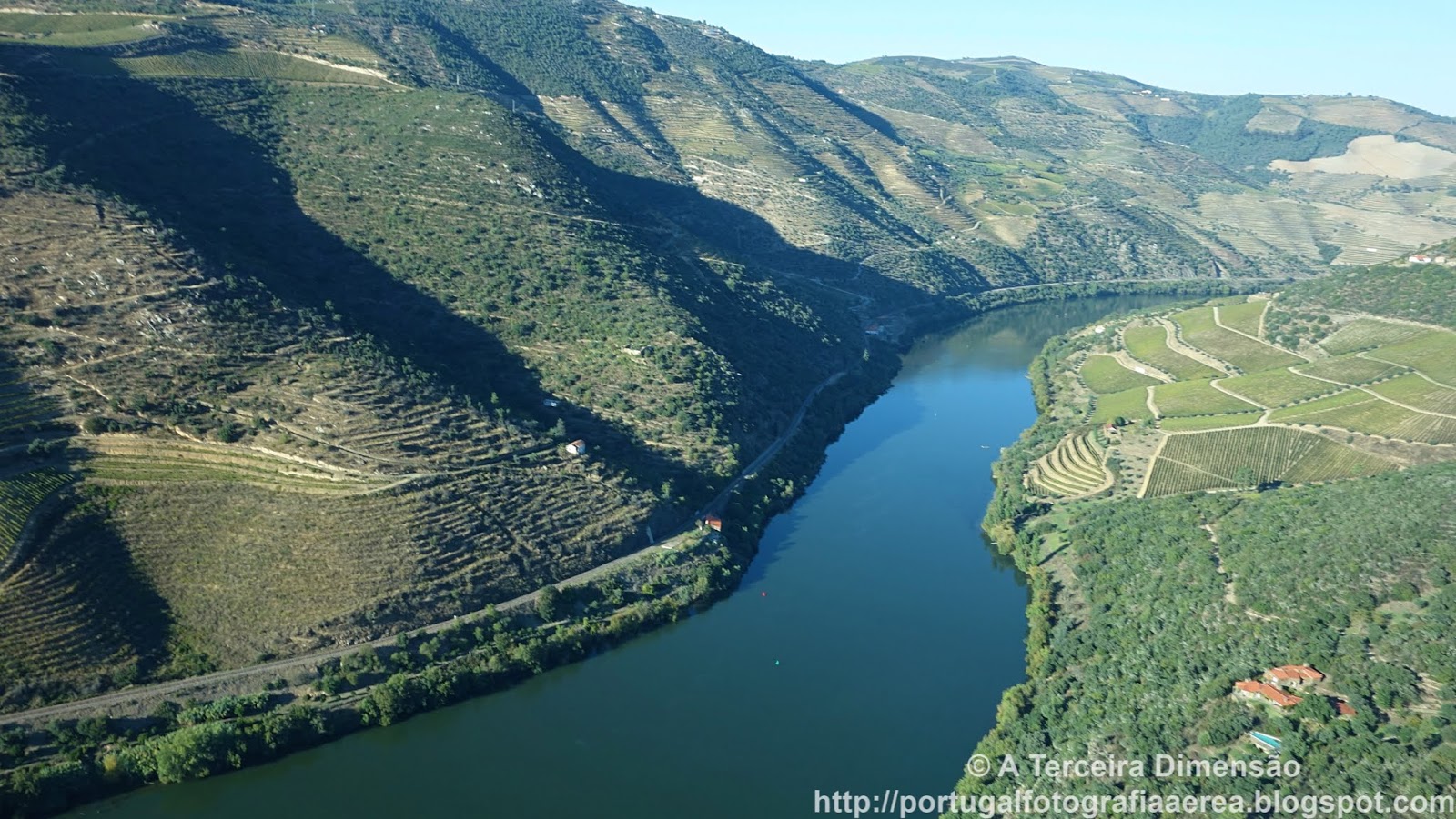 A Terceira Dimensão: Quintas do Douro