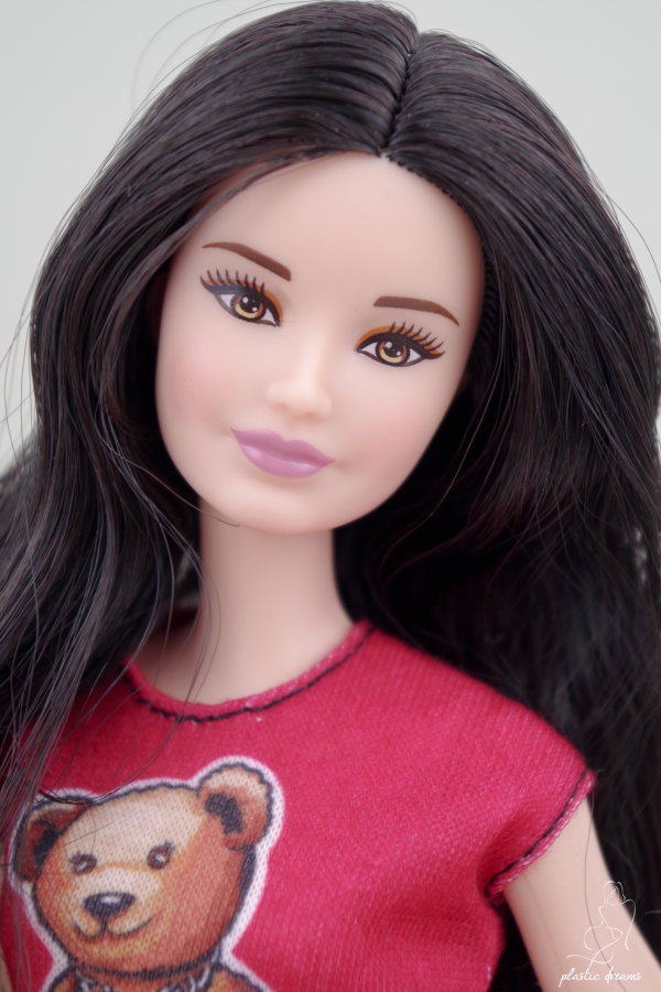 Plastic Dreams Dolls :: Barbie et miniatures: Fashionistas Barbie Doll ...