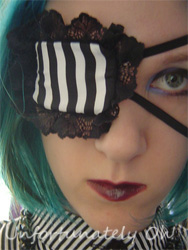 Unfortunately Oh!: Eye Patch Tutorial #1: Square & Sewn