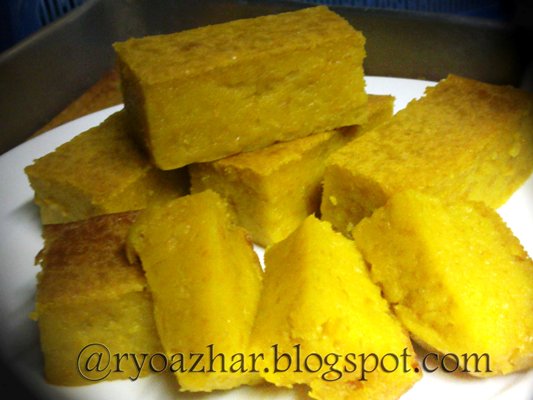 Ryo ...: Bingka Labu Kuning