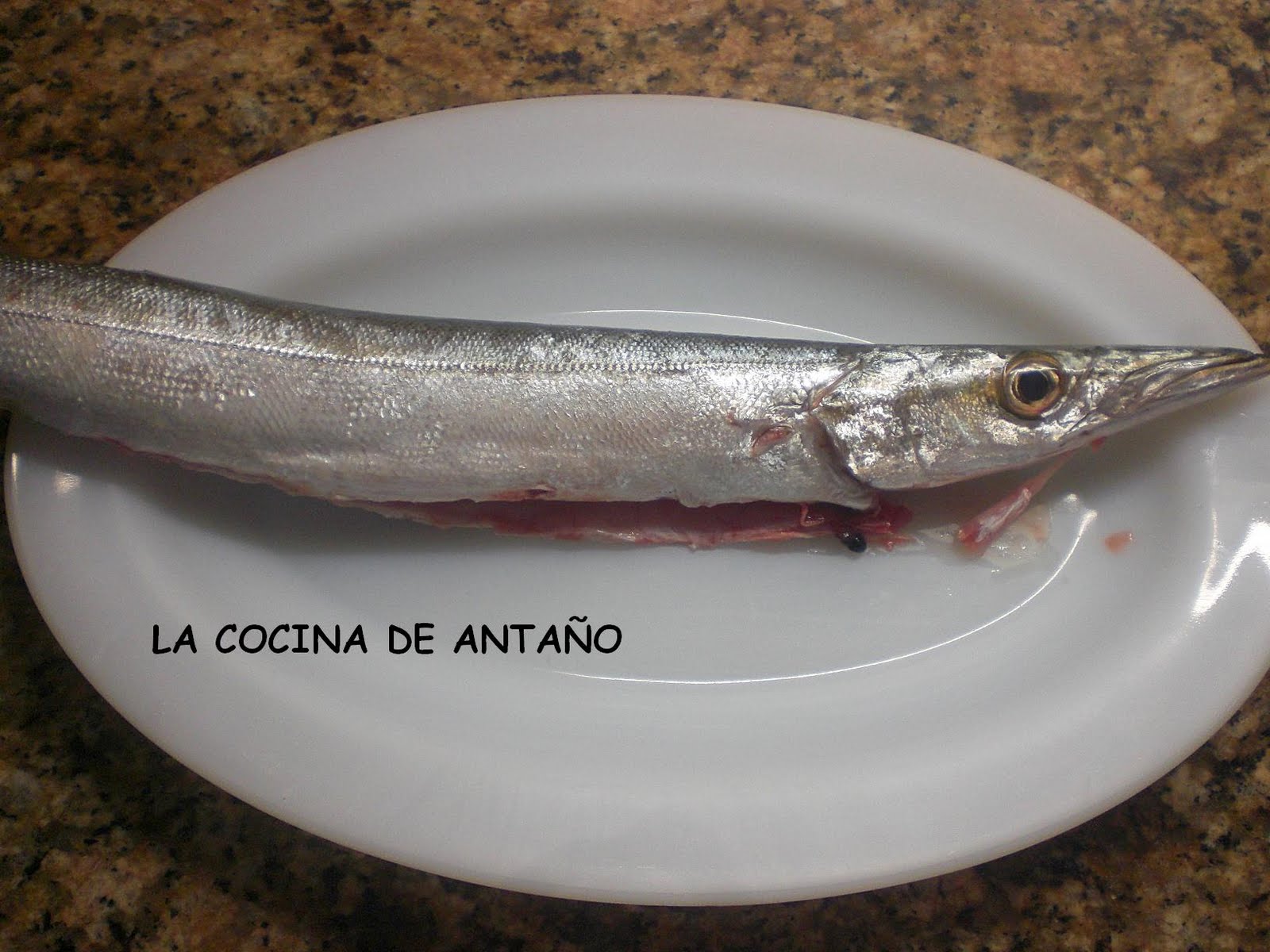 LA COCINA DE ANTAÑO: ESPETON