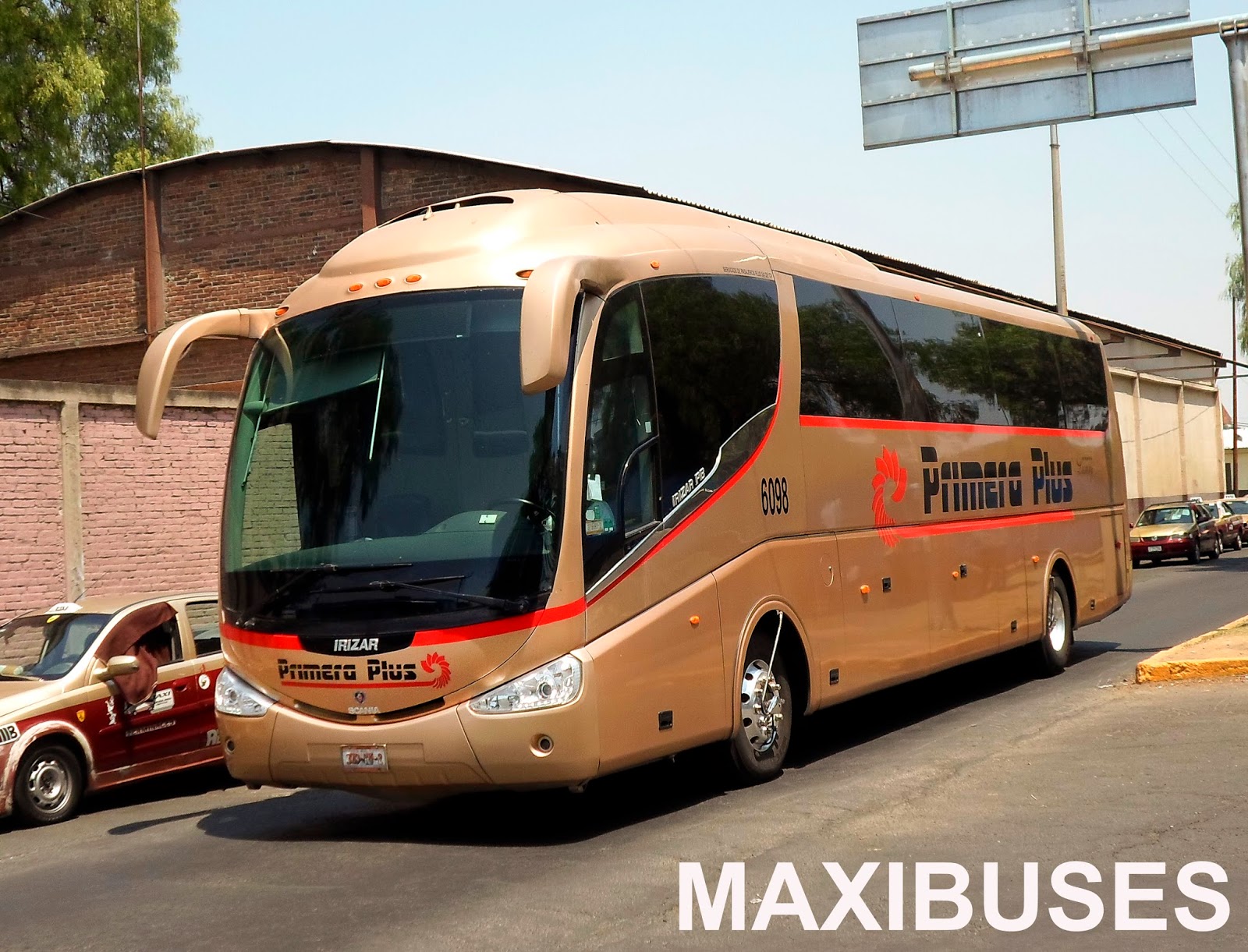 MAXIBUSES: PRIMERA PLUS