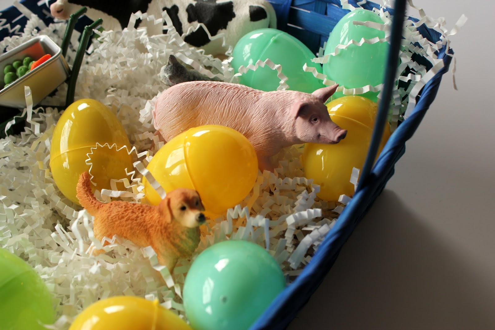 How to Make a Farm Animal Themed Easter Basket