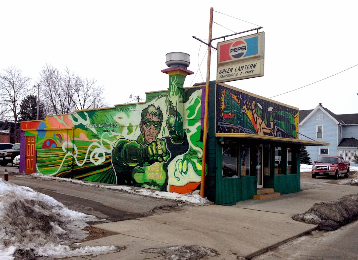 Pizza Don't Go Bad: Since 1927 – Green Lantern Restaurant