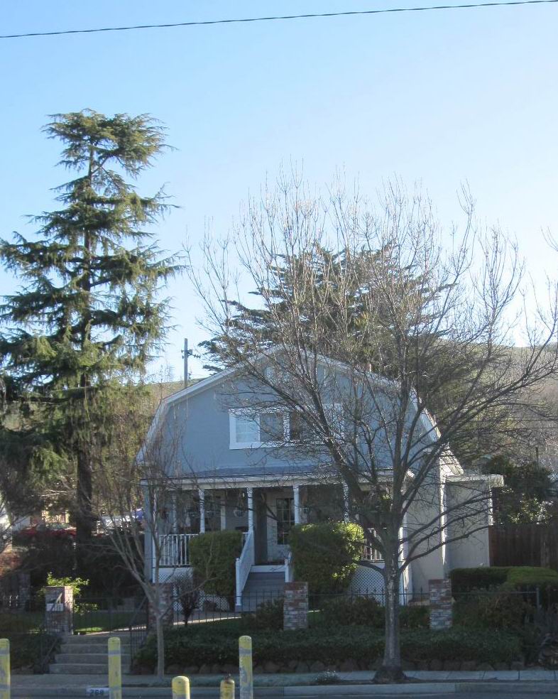 Little Pink Houses: A Walk Around Clyde, CA