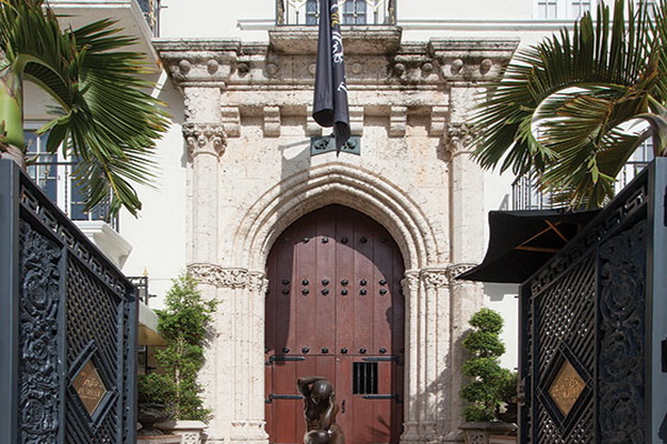 Passion For Luxury : CASA CASUARINA Gianni Versace’s Mansion