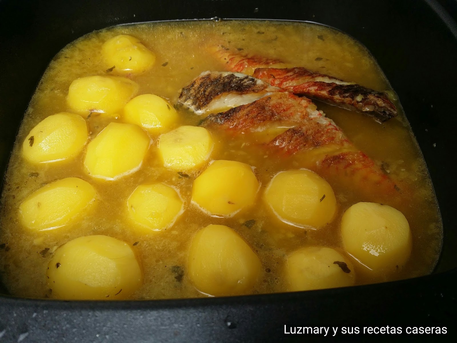 Luzmary y sus recetas caseras: CAZUELA DE VIEJAS EN COOKER 8 EN 1