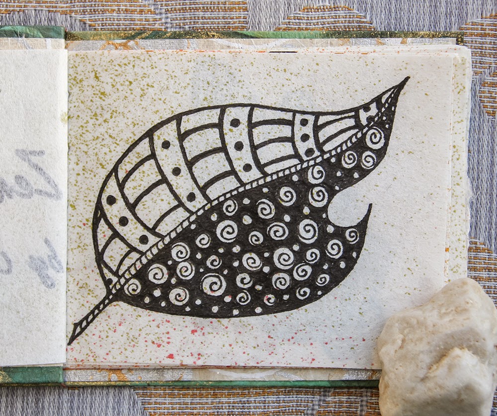 JennyPennyPoppy: Zentangle Leaves