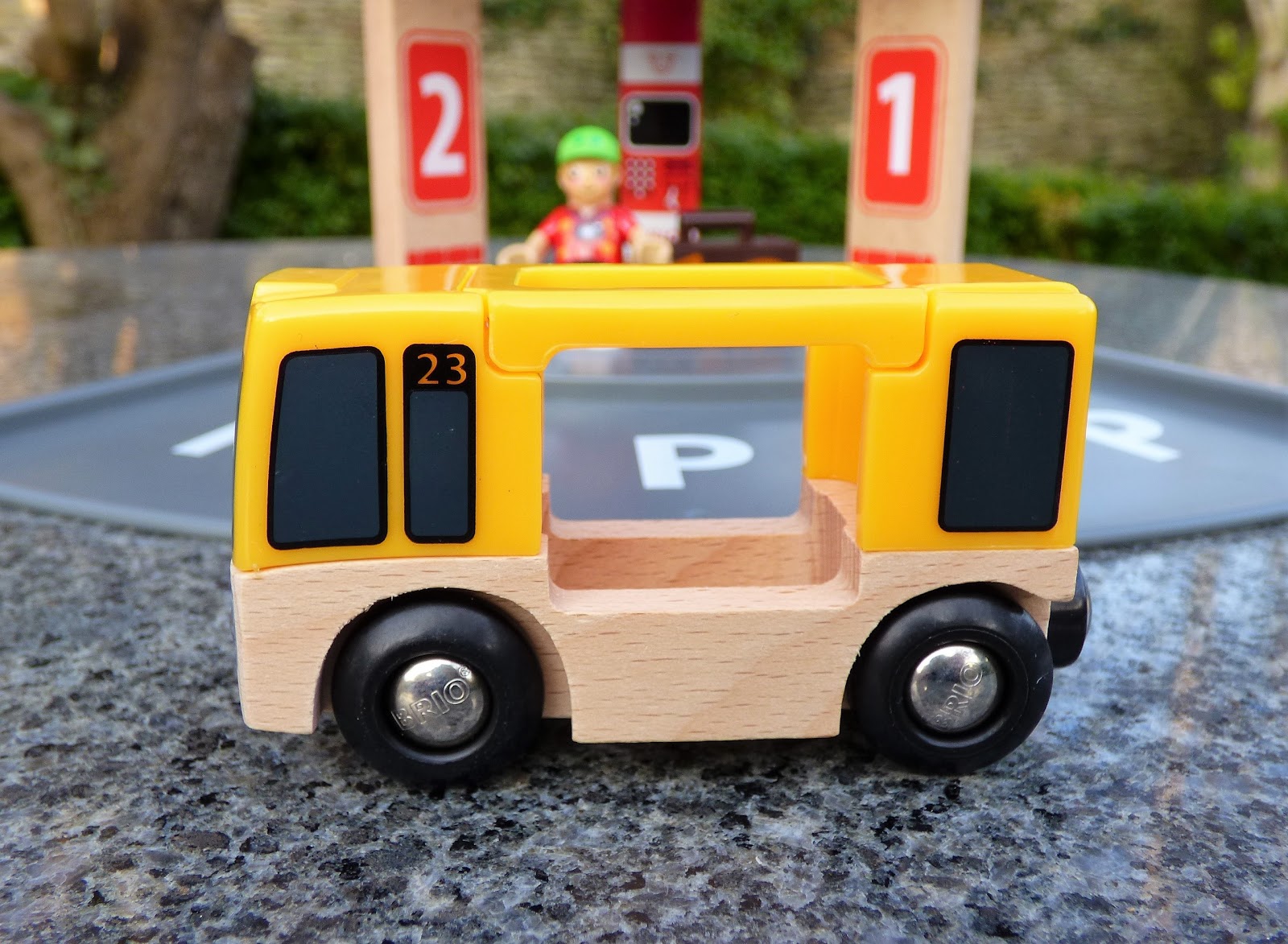 Chez Maximka: BRIO Central Train Station & Bus and Train Station
