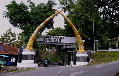 Wisata Situs Purbakala Sangiran - faizmaster.com