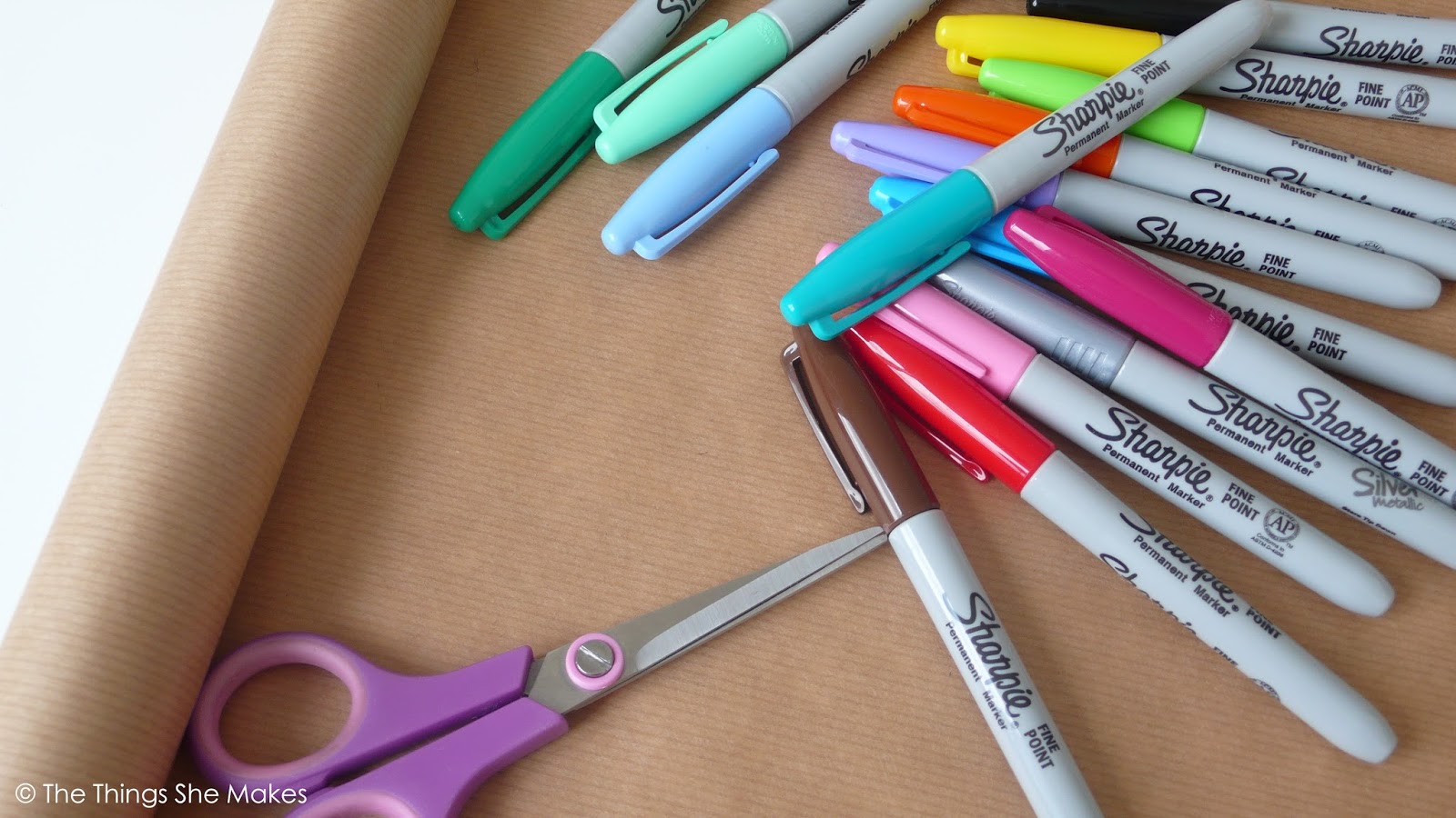 How to Make Personalised Wrapping Paper | The Things She Makes