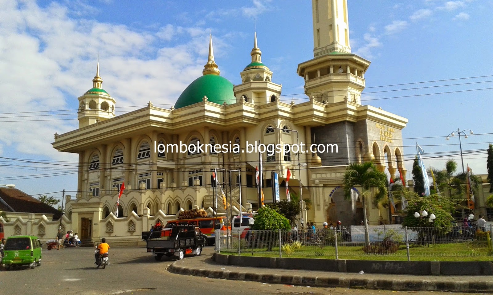 The Traditional Mosque of Lombok - Lombok?