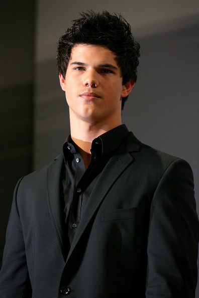 Los Angeles: Taylor Lautner Actor