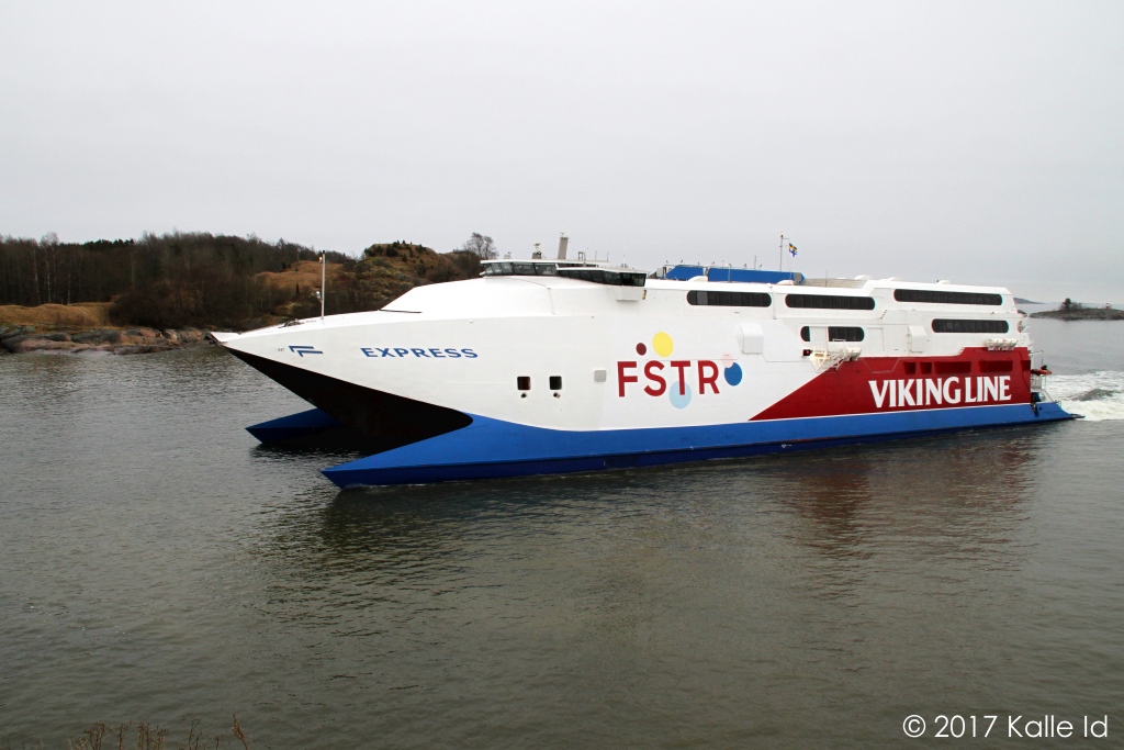 kships: Express (Viking FSTR) in Helsinki, 3 April 2017