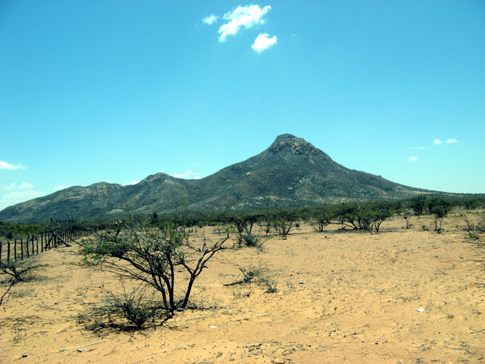 Eraja Wajira: Cerro de la teta