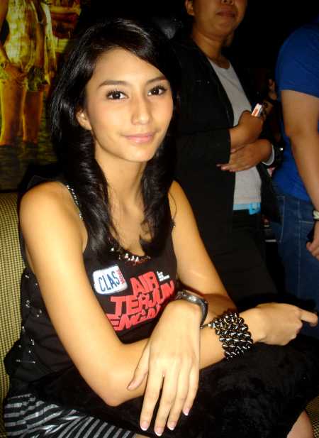 Kumpulan Foto Tyas Mirasih Terbaru 2014 | Wallpaper Gambar Foto 2014