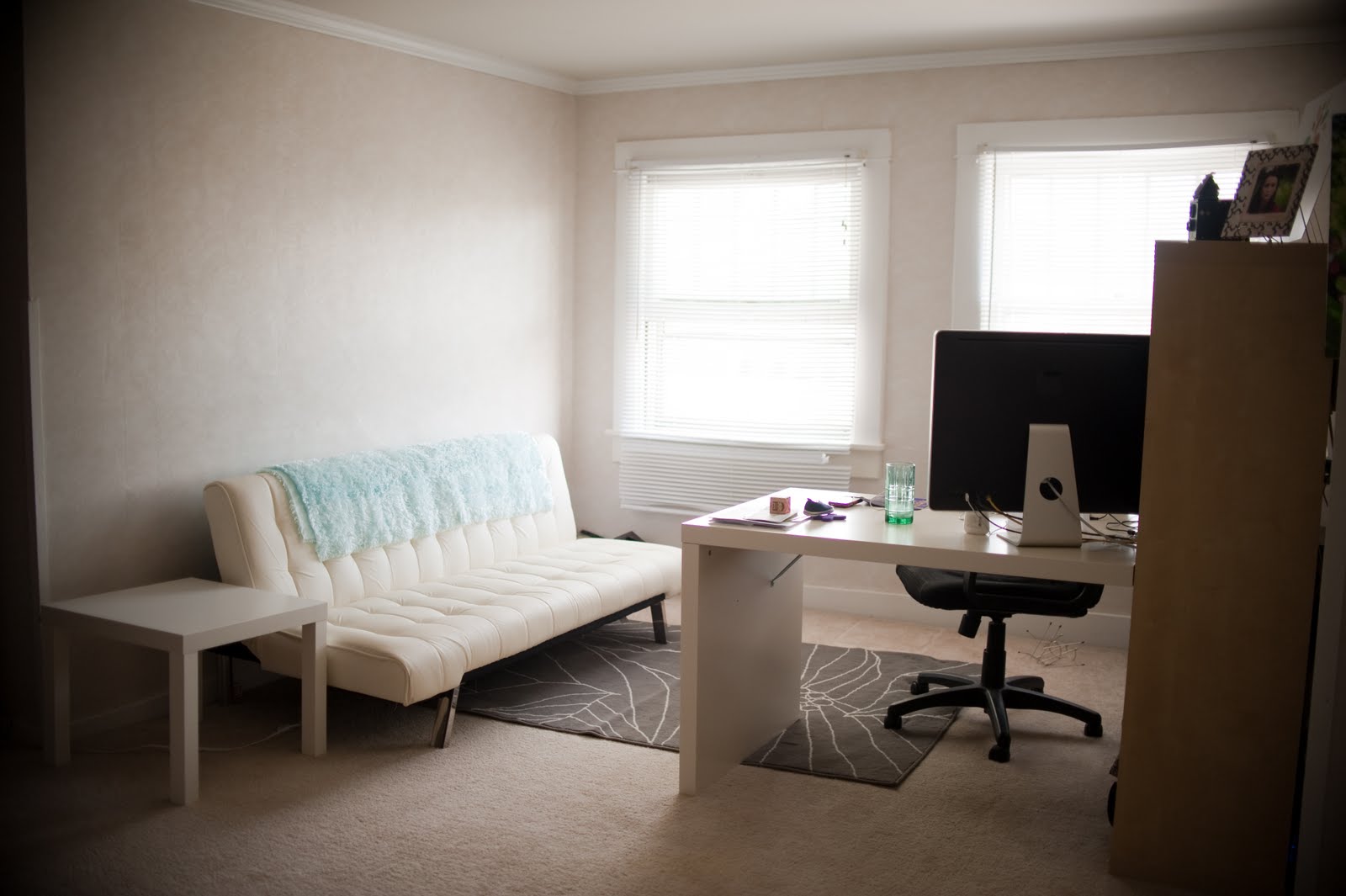 Picture Today: 132/365: Makeshift Office