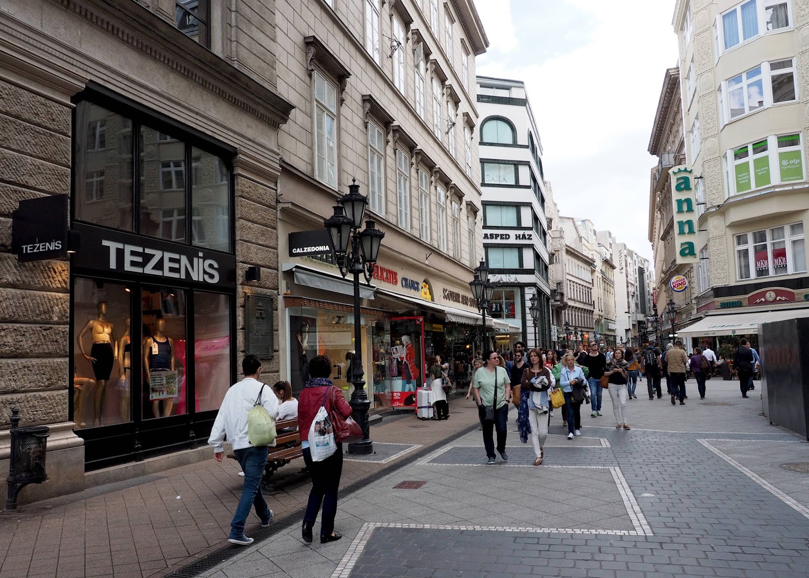Budapest 2016 - Vaci Utca