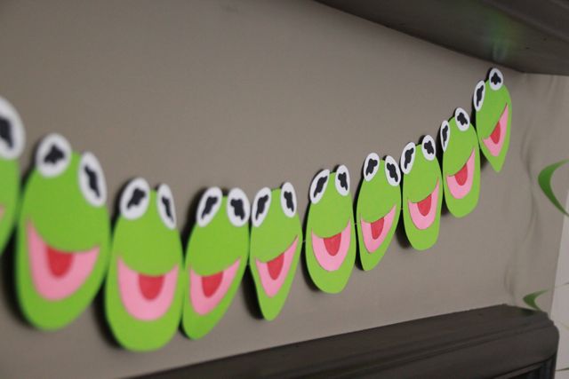 everywhere orange: Kermit party: decor, games and craft