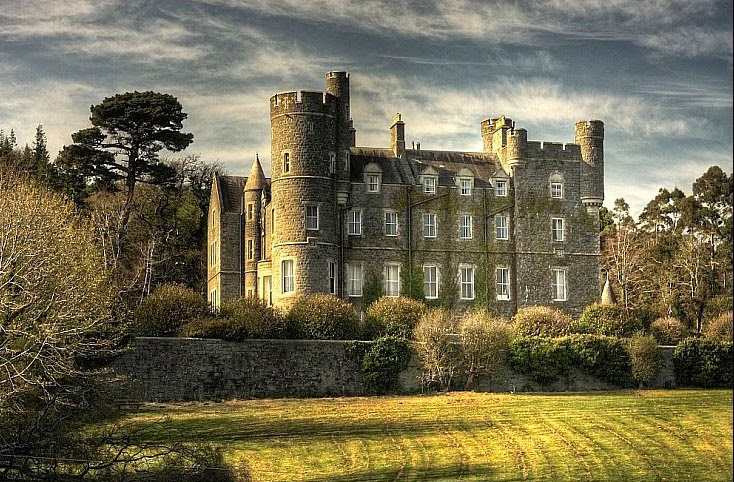 Landed families of Britain and Ireland: (147) Annesley of Castlewellan ...