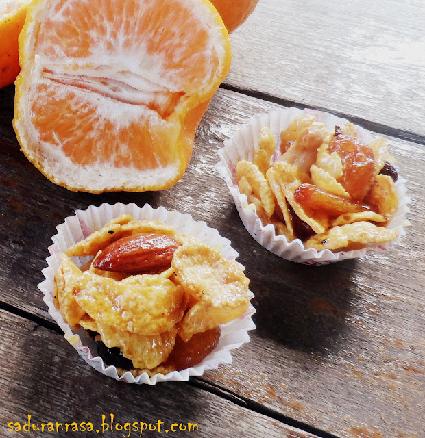 Saduran Rasa: Konfleks Madu & Kacang {Honey Glazed Cornflakes with Nuts}