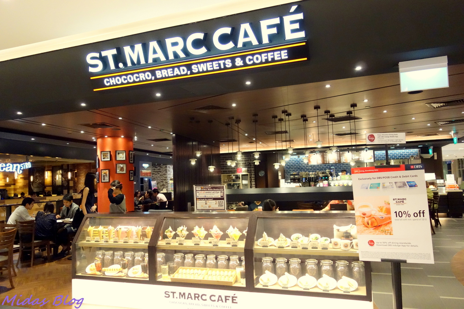 Midas Food n Travel Blog: Choco Cro from St. Marc cafe @Marina Square