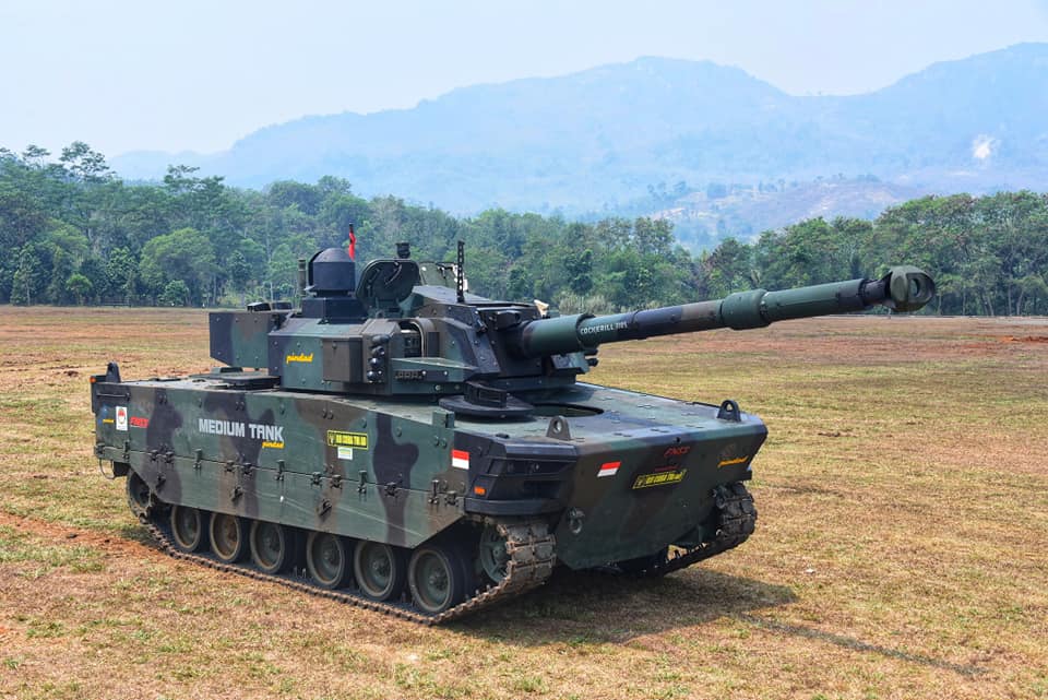 DEFENSE STUDIES: Kemenhan Berencana Beli 44 Unit Tank Baru PT Pindad