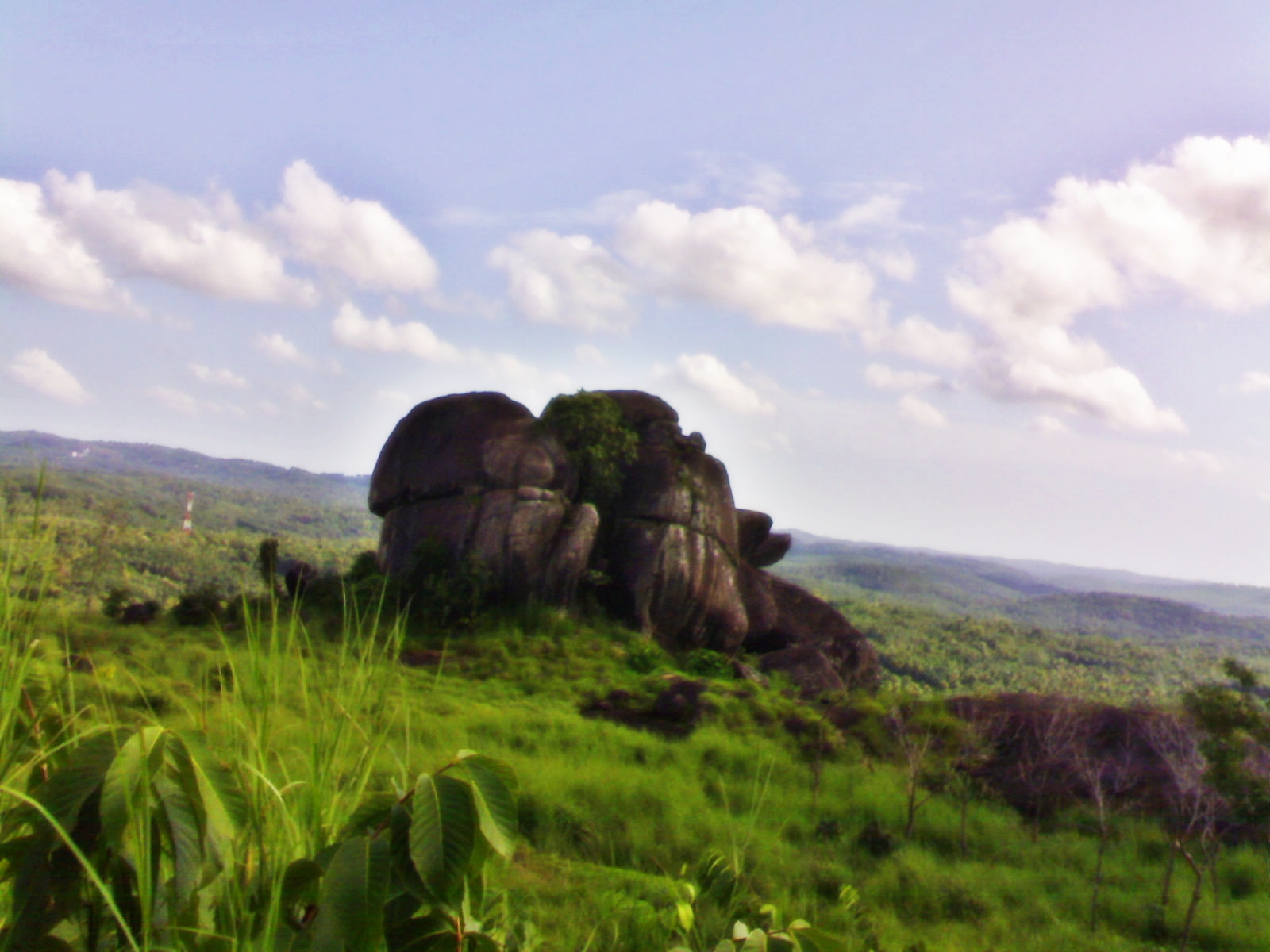 KERALA TOURIST GUIDE: JADAYU ROCK (Chadayamangalam)
