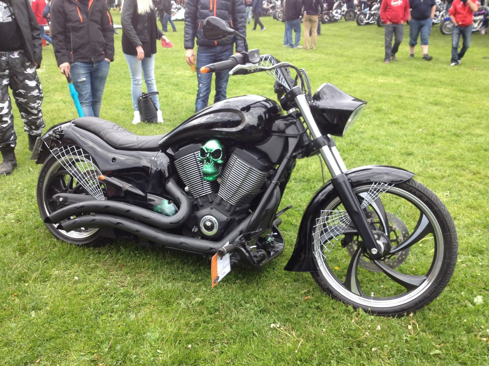 Miss Meadows' Pearls - Fashion, Photography, Alternative Model ...