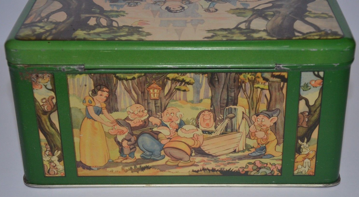 Filmic Light - Snow White Archive: 1938 English Snow White Biscuit Tin