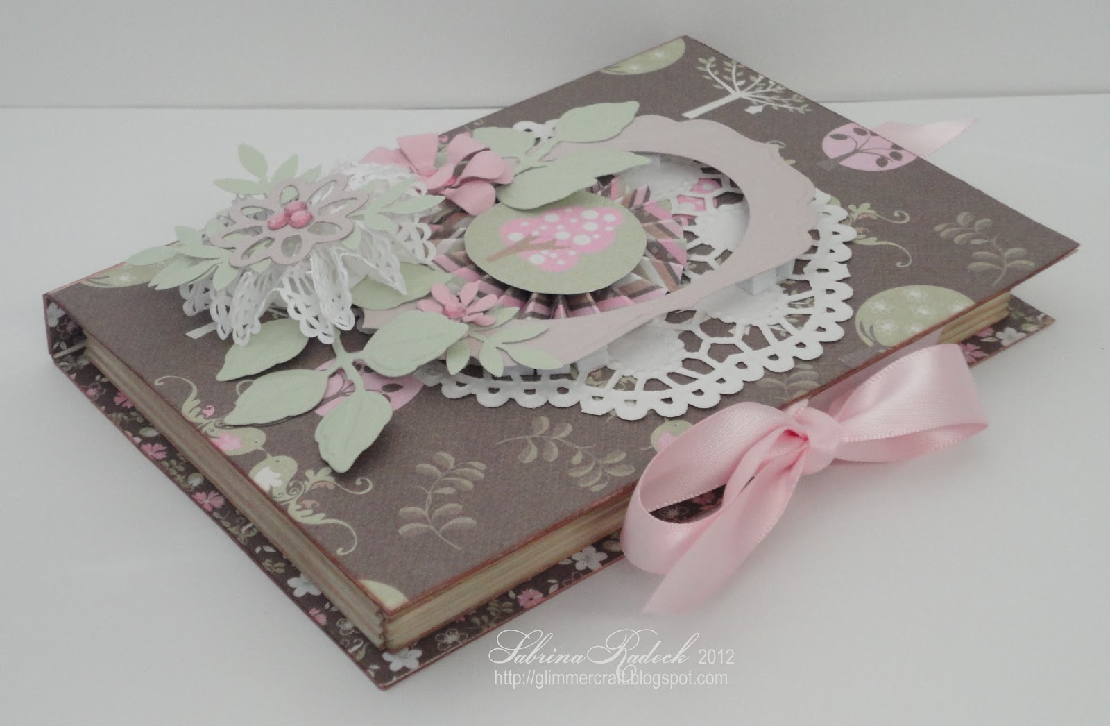 Scrapbook Parade Class - A Two Parter - Book Card & Matching Banner ...