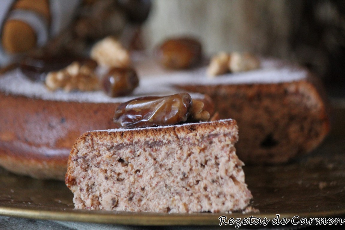 Pastel de dátiles y nueces