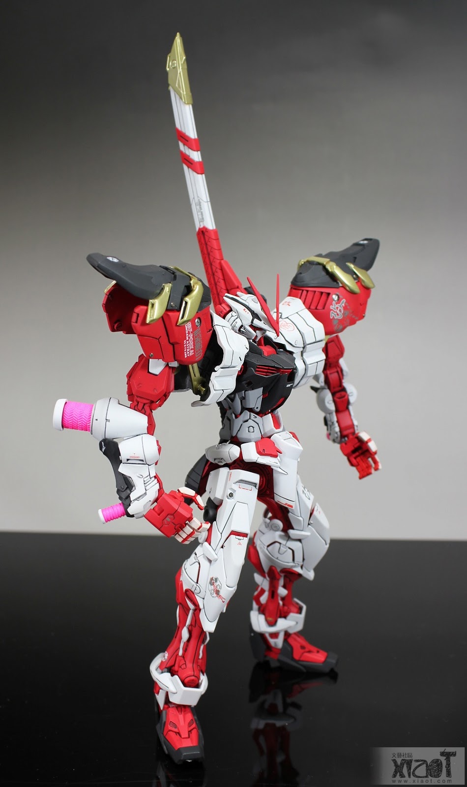 MG 1/100 MBF-P02 Astray Red Frame "Powered Red" Custom Build