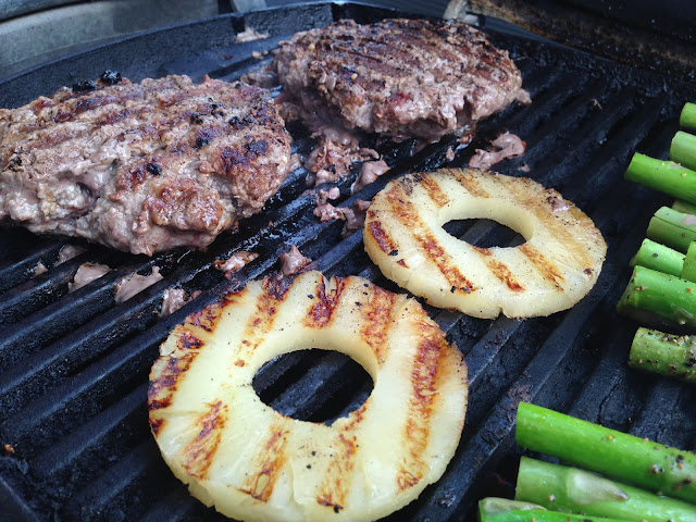 "Spicy Island Bison Burger" Recipe | Bison Burger with Grilled Pineapple