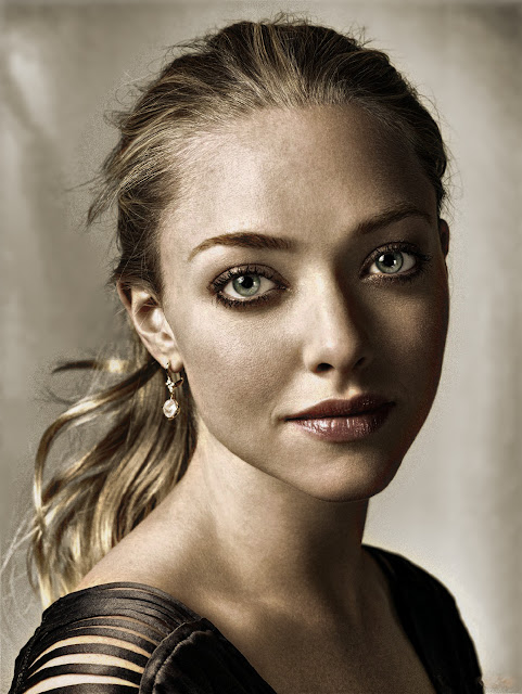 wilber&co: Amanda Seyfried: Pat David's Freaky Details, gegl Bilateral ...