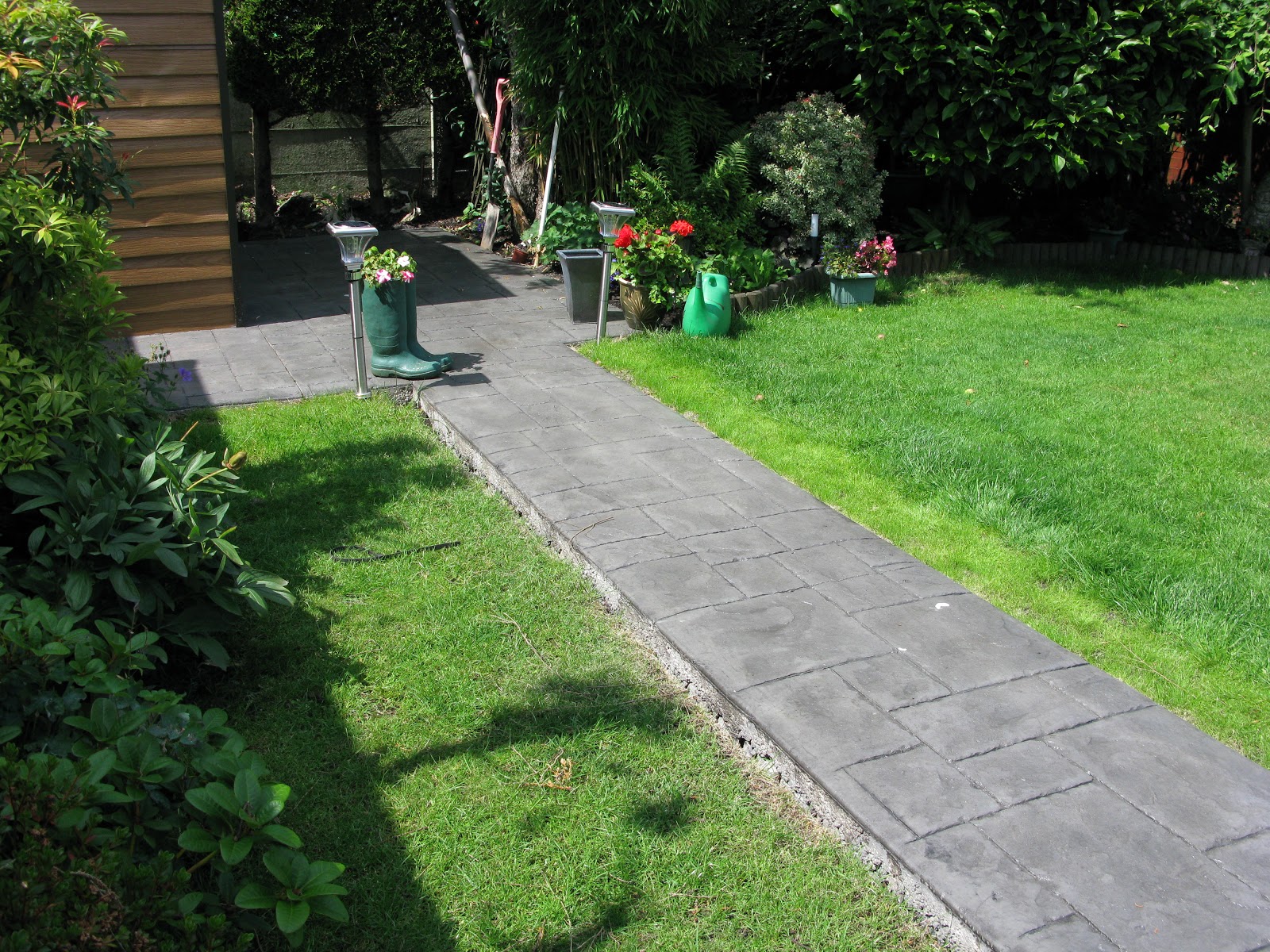 Northern Cobblestone (Blog): Ashlar Slate Stamped Concrete Paths and ...