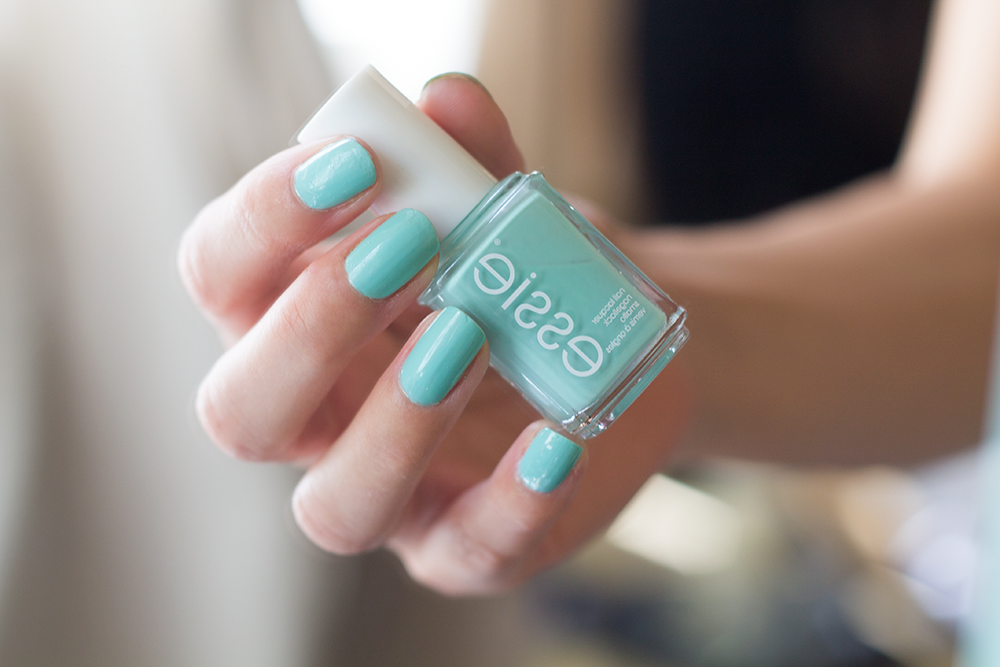 Szépséglabor: ESSIE - MINT CANDY APPLE