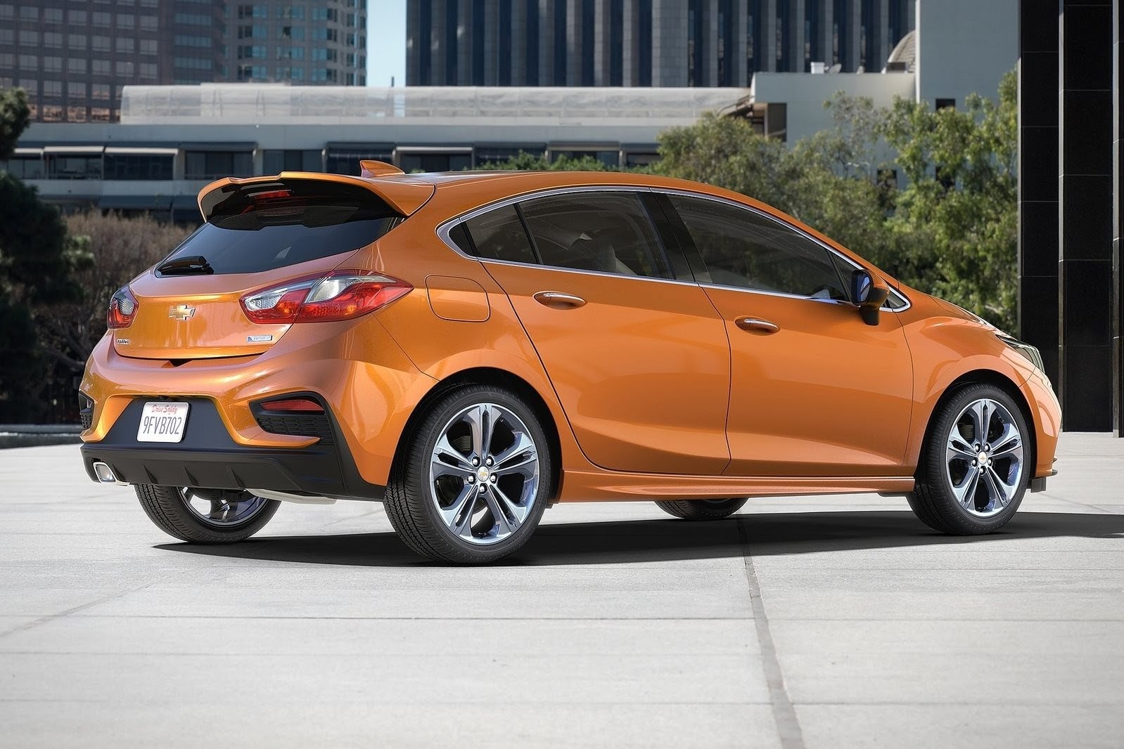 Cars Tuning Music: Chevrolet Cruze Hatchback