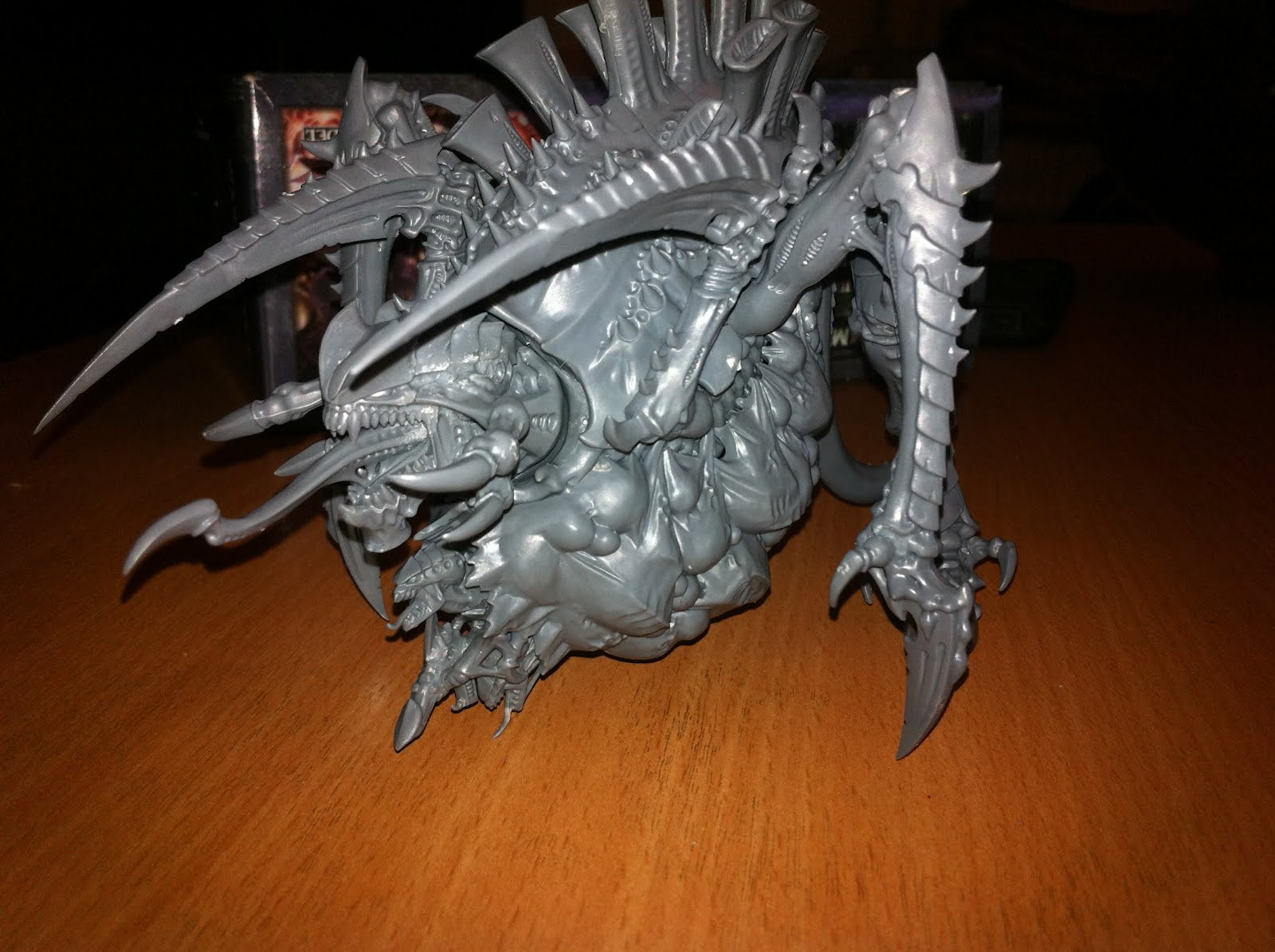 WeeMen: Magnetising the new Tervigon/Tyrannofex models