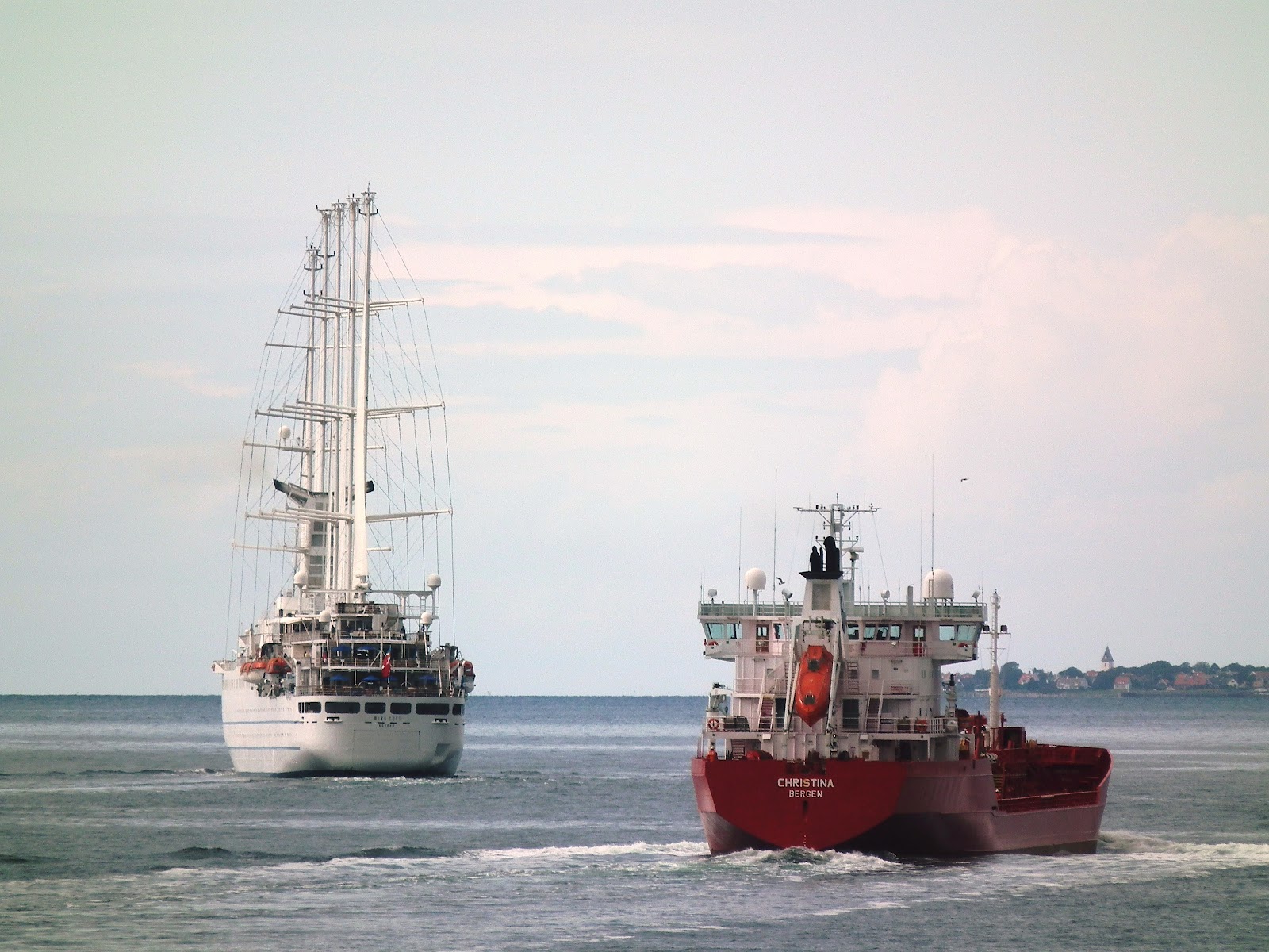 The Things I Enjoy: The second visit of MSY Wind Surf in Øresund this ...