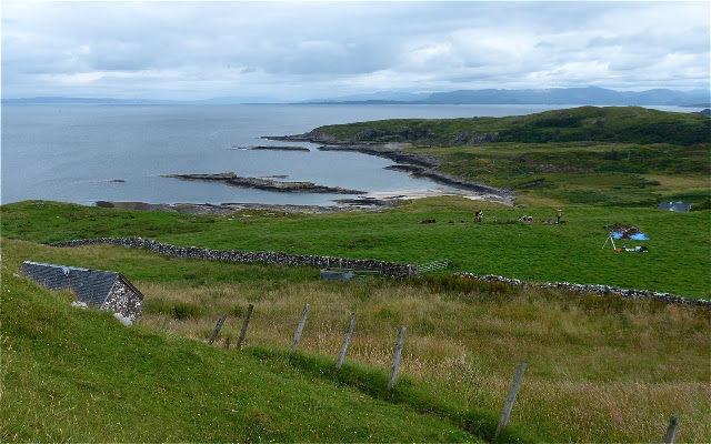 A Kilchoan Diary: Archaeologists at Swordle