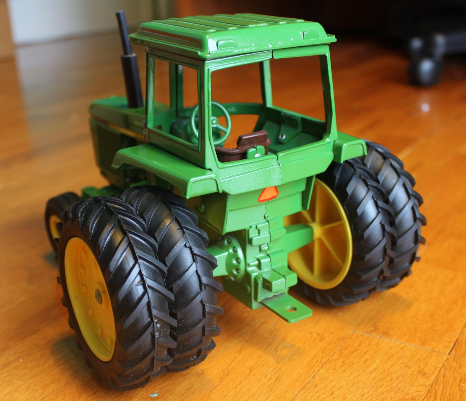 Spoelman Family Toy Tractor Collection: John Deere 4440 Iron Horse ...