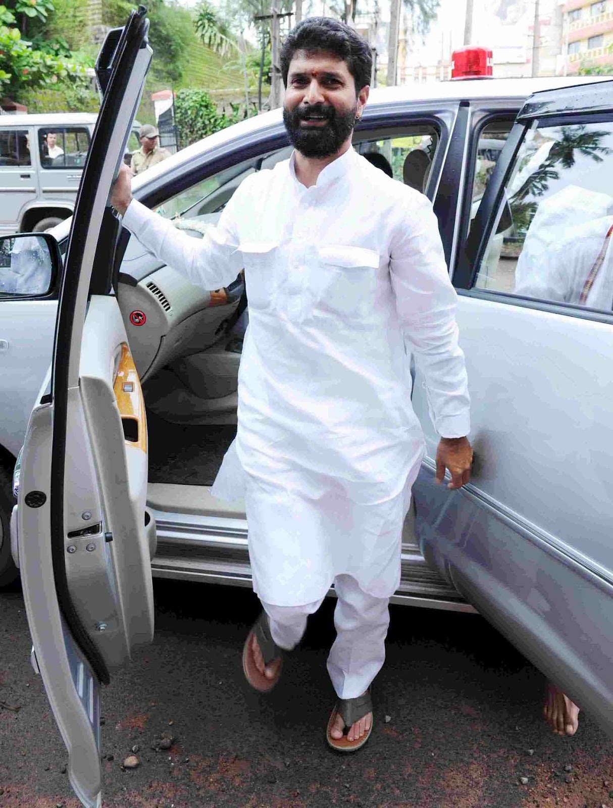 posavanikephotos: C T Ravi