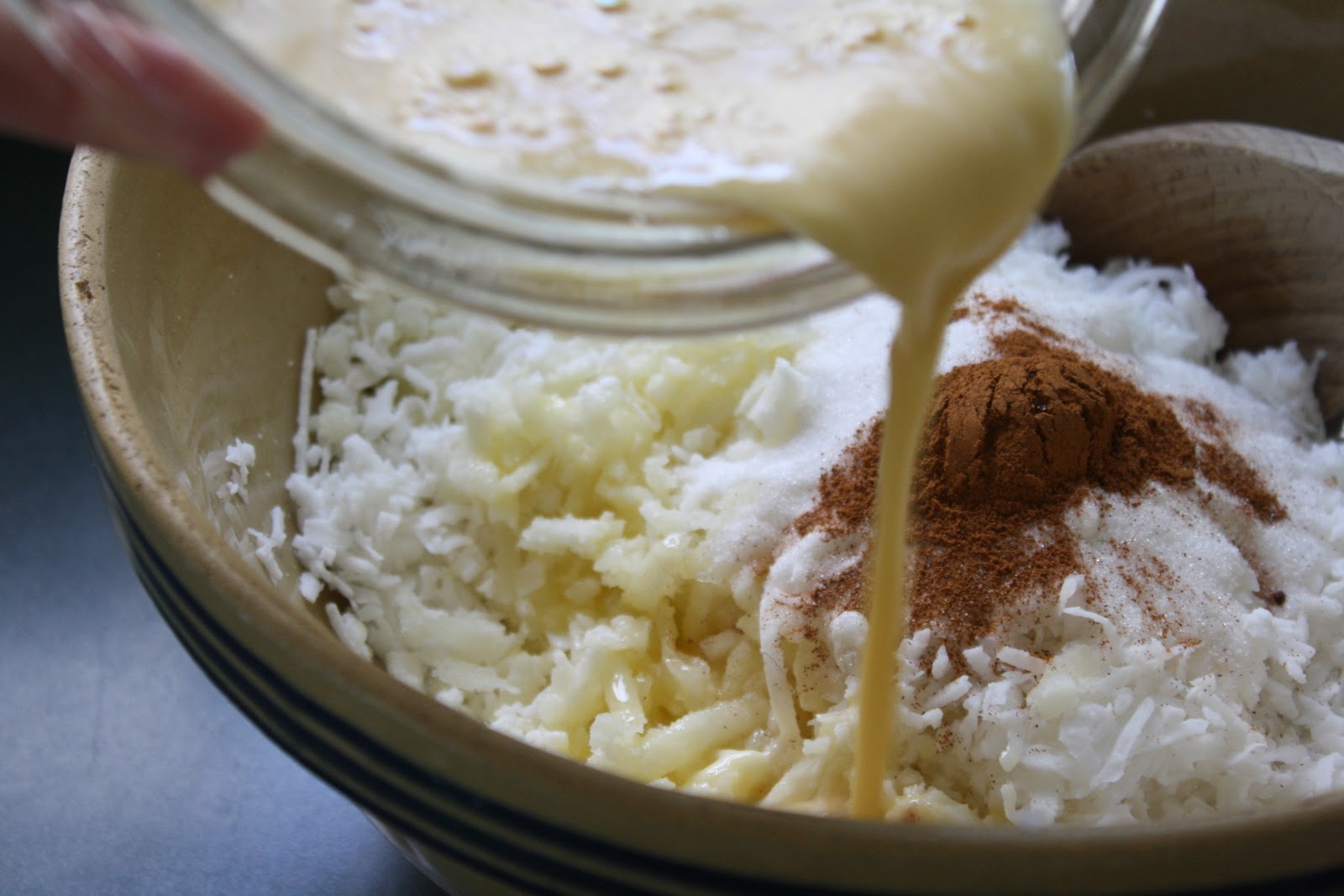 What's Cooking in your World?: Day 170! Suriname - Bojo Cake (Coconut ...