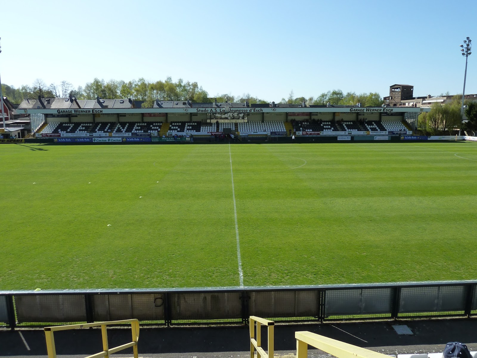 Extreme Football Tourism: LUXEMBOURG: AS La Jeunesse d'Esch