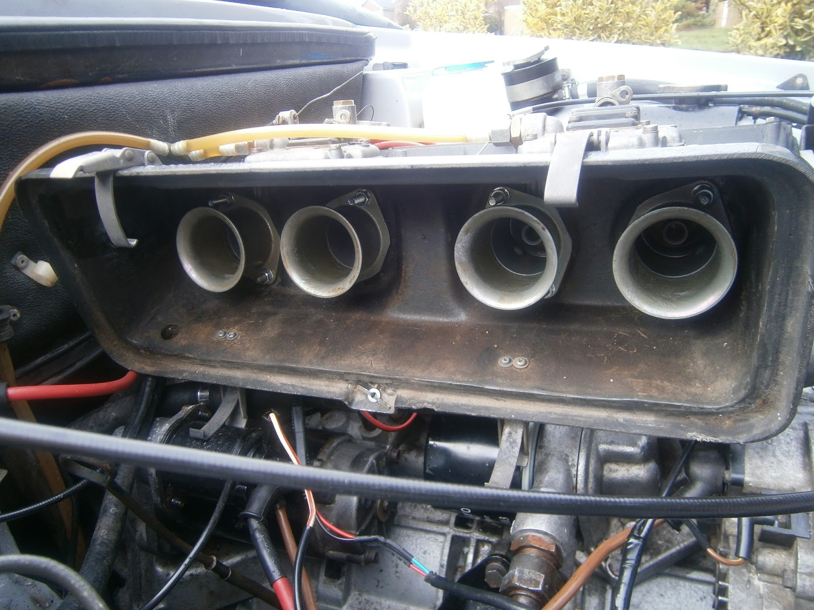 Lotus Excel Restoration: Refitting induction system airbox and hose