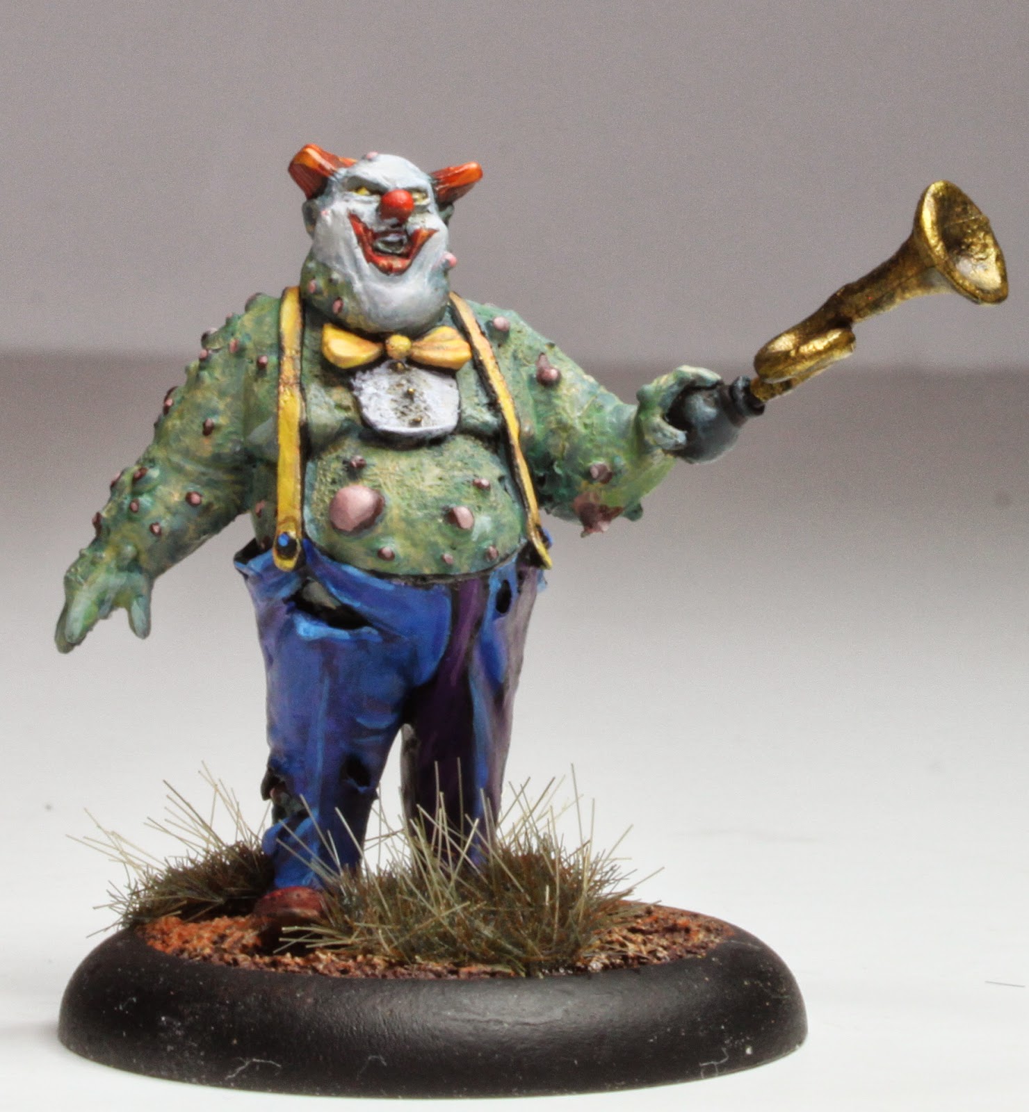 28mm Victorian Warfare: A Clown with the horn!