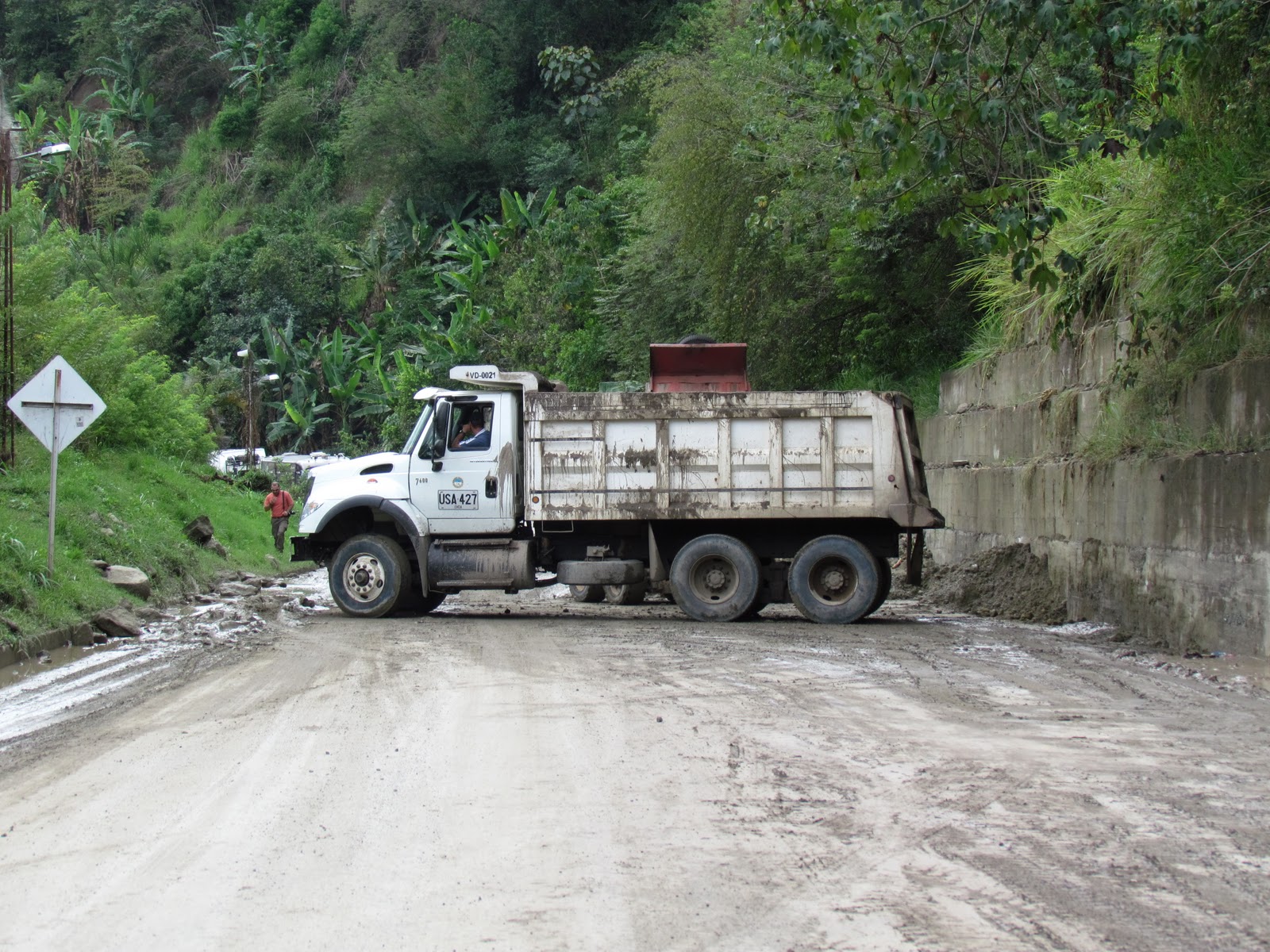Freedom Activists: Fast Road blocking technique,an easy way to ...