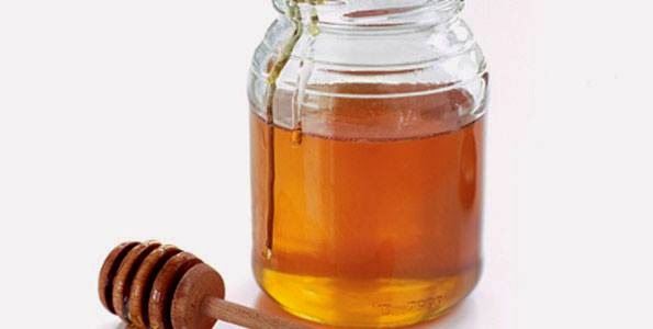 MAAJABU YA ASALI MBICHI NA KARANGA KWA NGOZI YA BINADAMU ~ Mzizi Mkavu