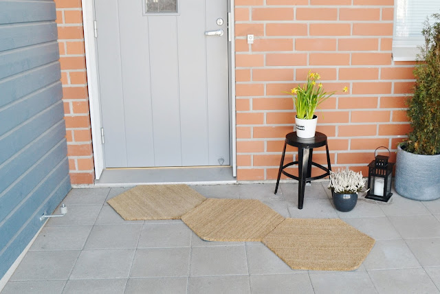 Livialle: Etupihan entrausta